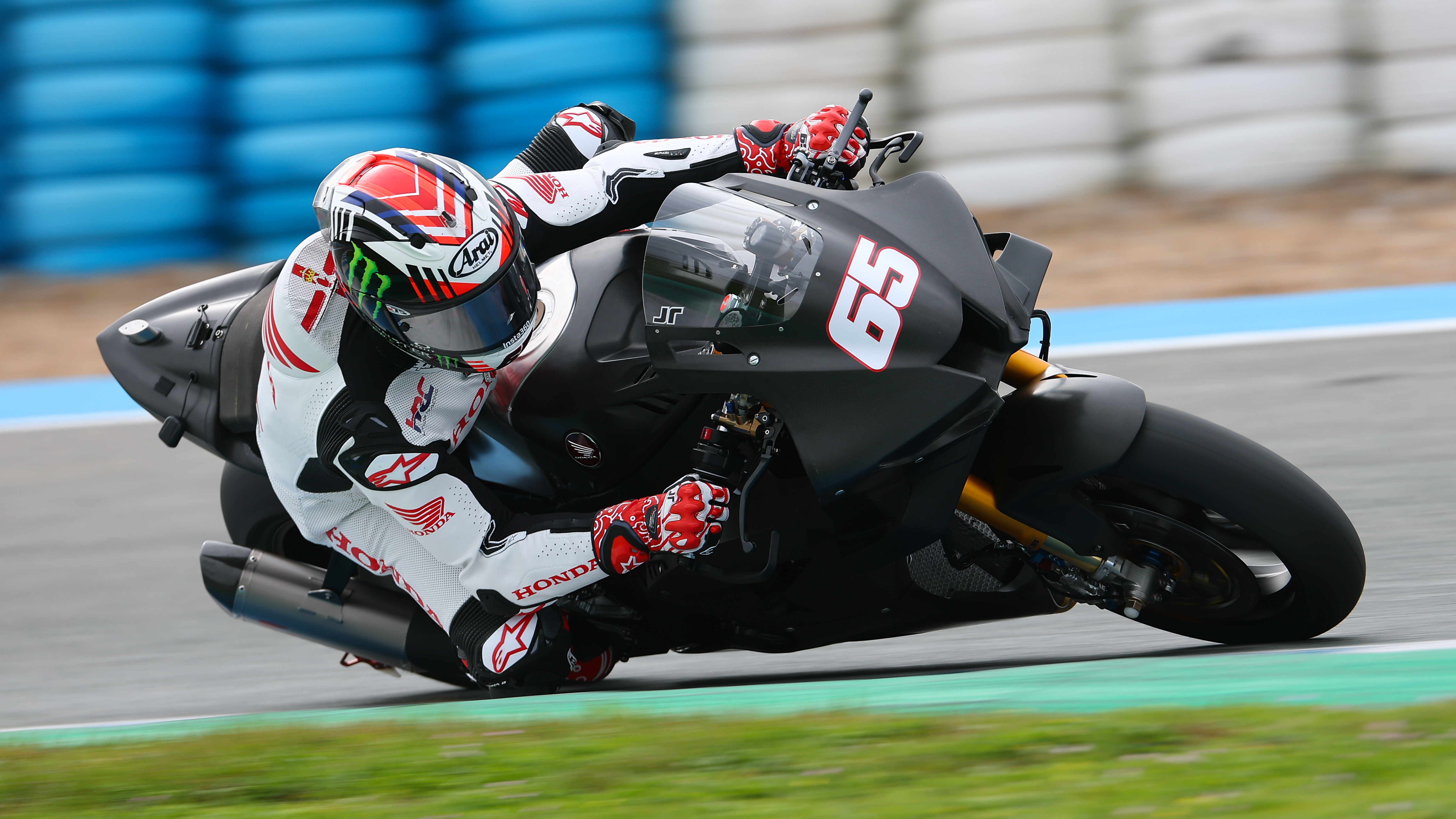 DAY 2 REPORT: Bulega returns to Jerez with a vengeance as he takes the ...