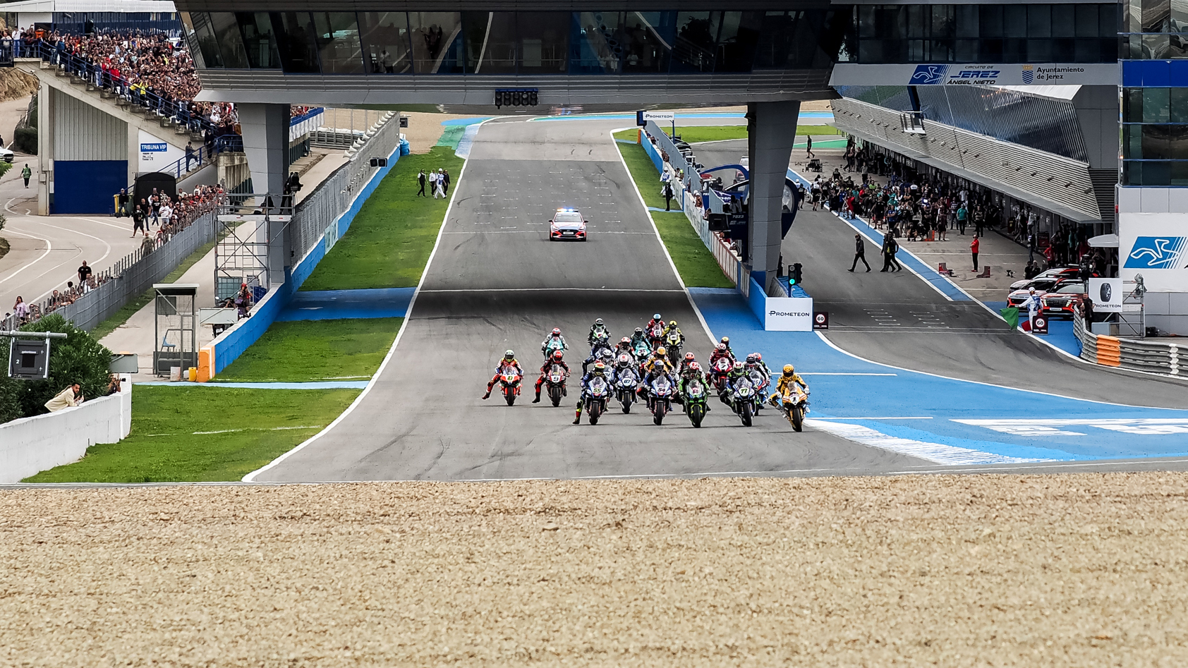 Watch LA MEILLEURE COURSE DE L'HISTOIRE ? La Course 2 de Jerez met fin ...