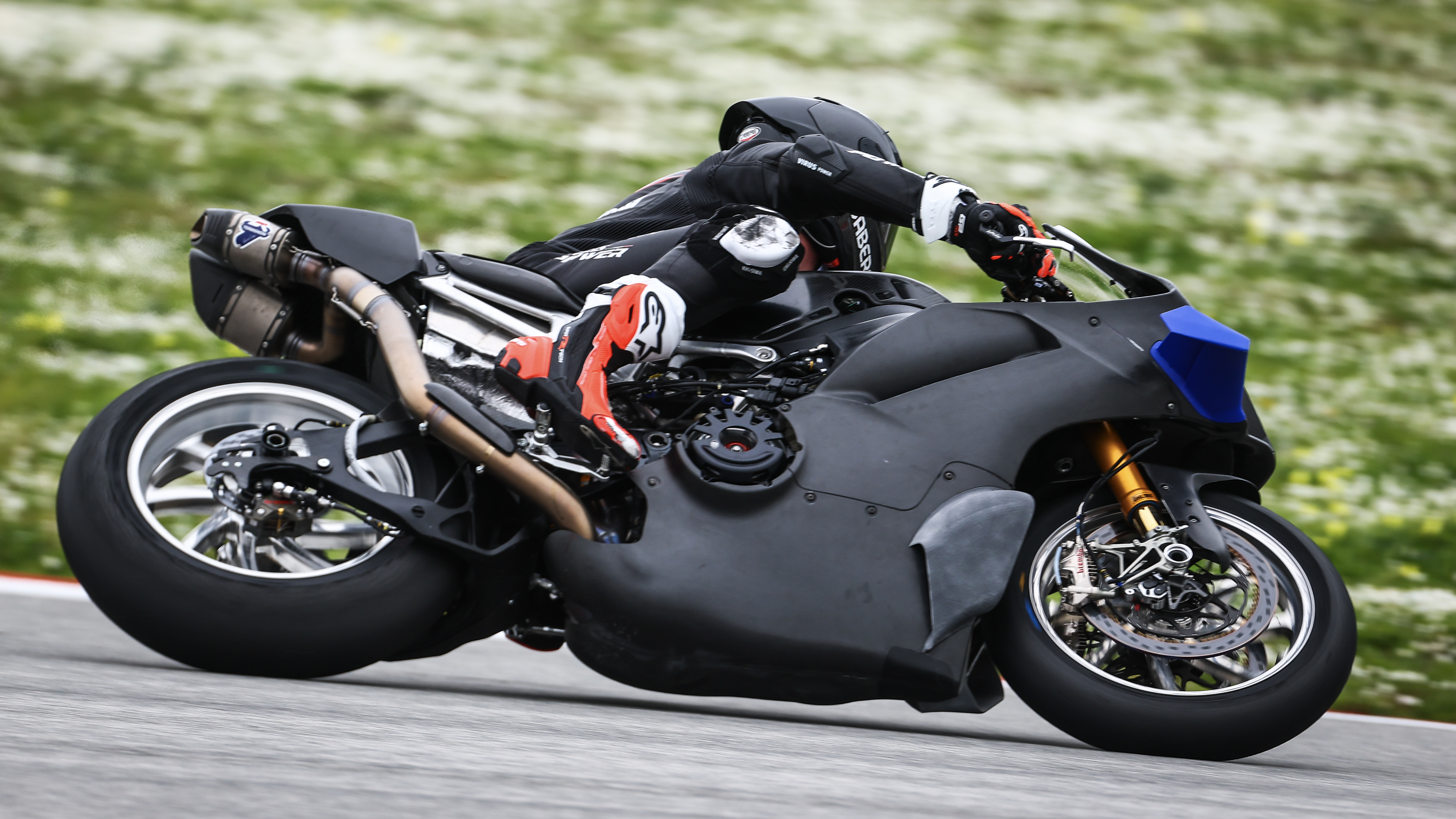 PORTIMAO TEST REPORT: Gerloff fastest overall, Bulega tops Day 2